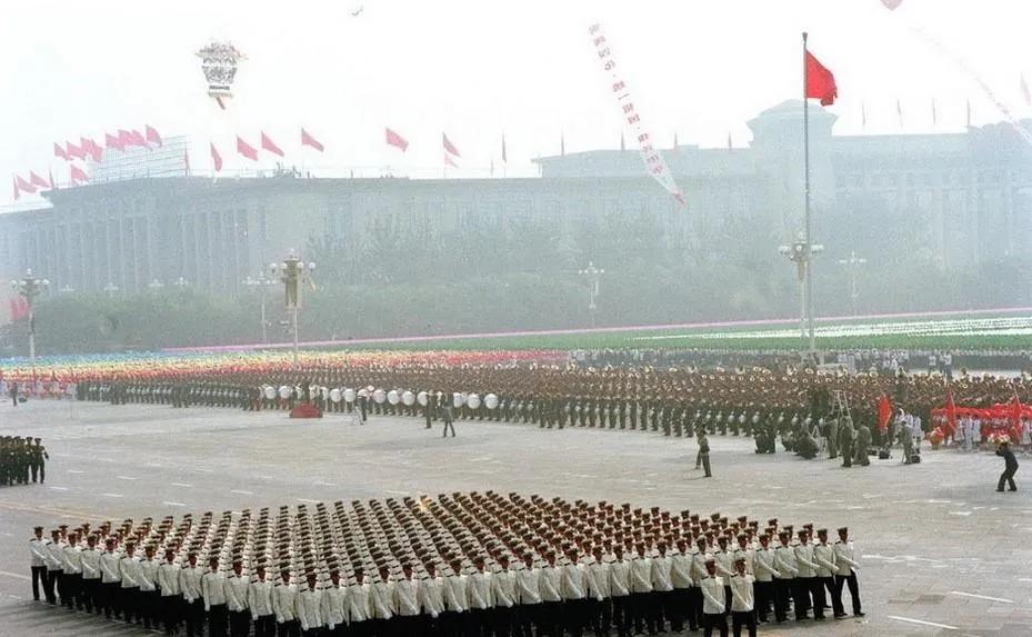 Comrade Deng Xiaoping's military parade on the 35th anniversary of the ...