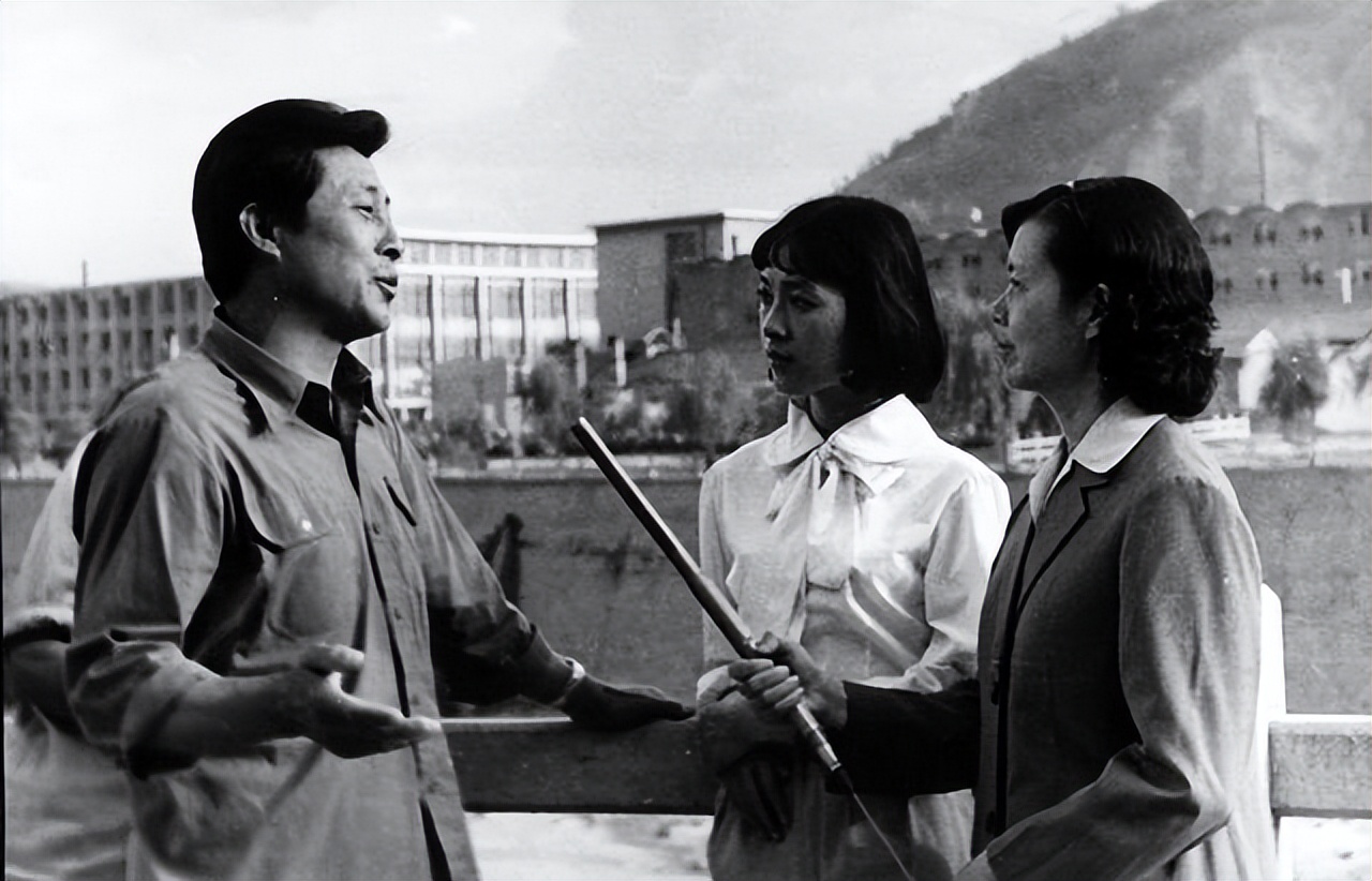 Shen Li, China's first TV announcer: After her husband died of cancer ...