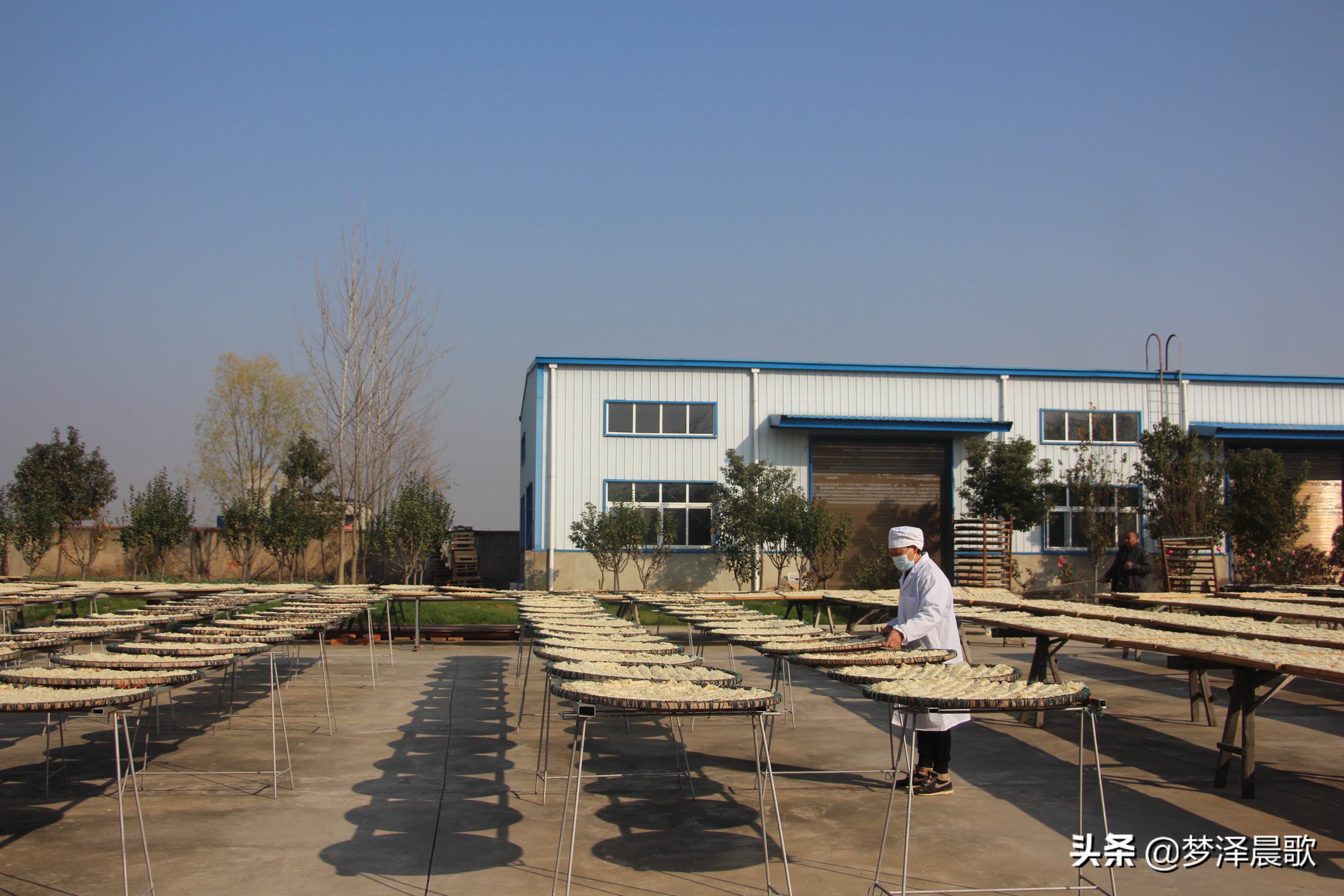 Hubei Yunmeng: "Winter Solstice" is busy making traditional delicacy ...