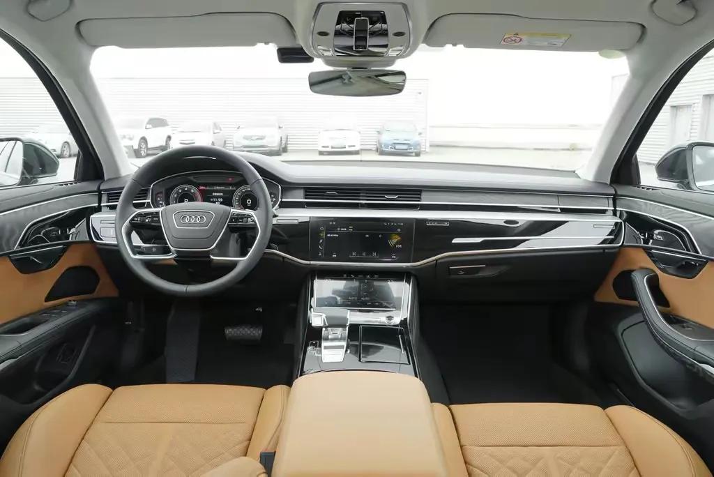 Audi A8L is only 700,000 now - iMedia
