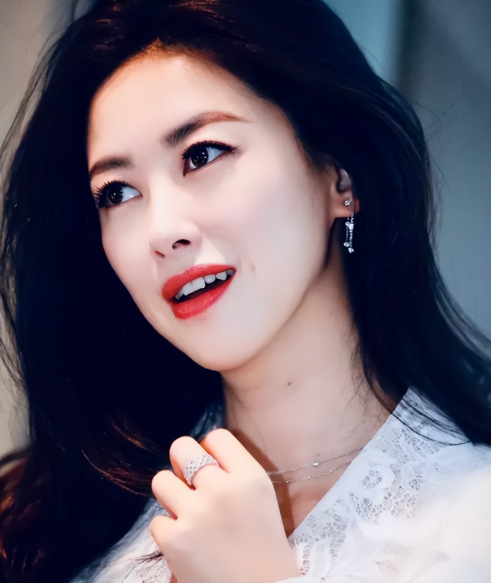 With full foreheads and affectionate eyes, these seven "naturally rich ...