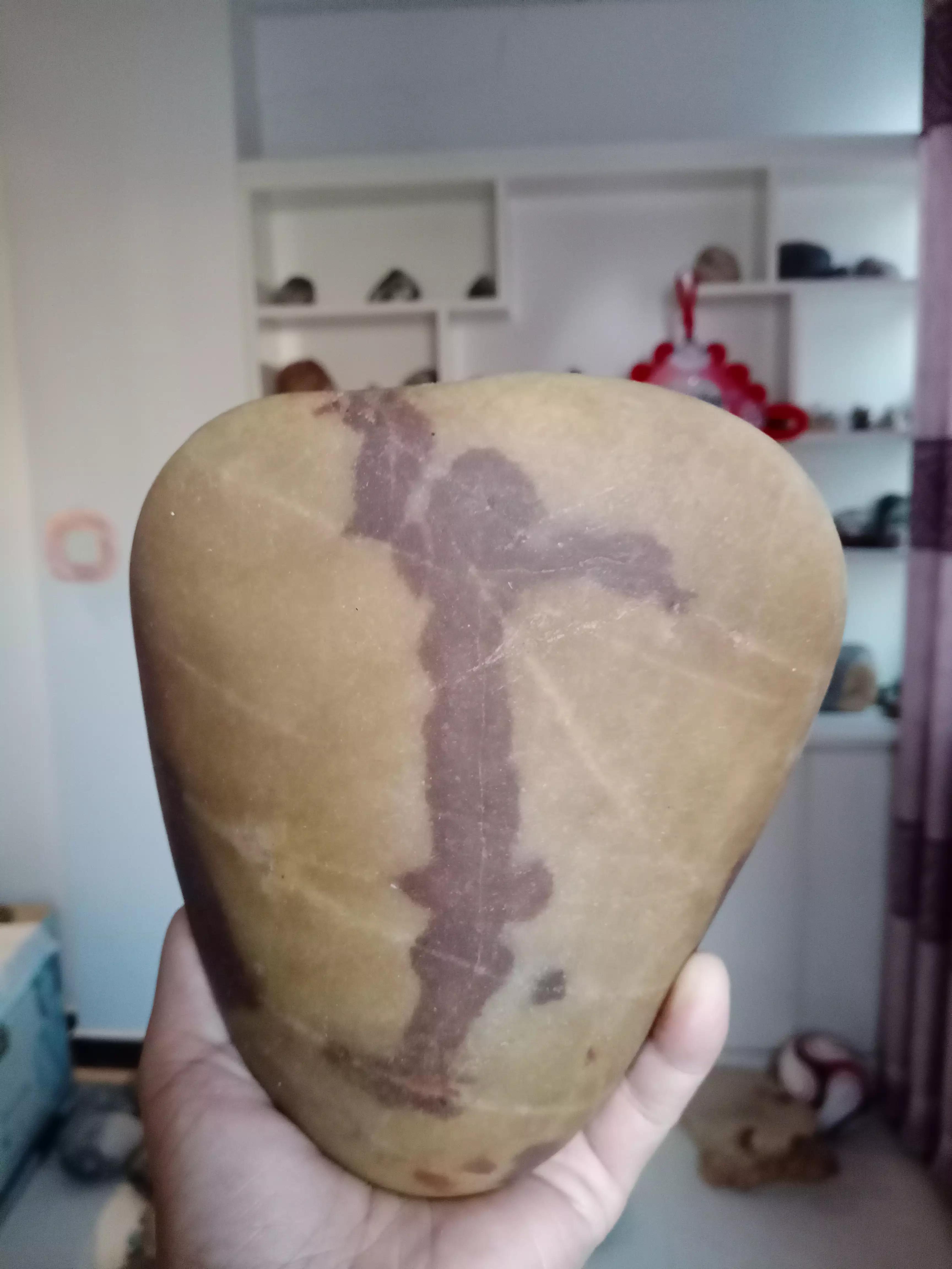 The beauty of strange stones - iNEWS