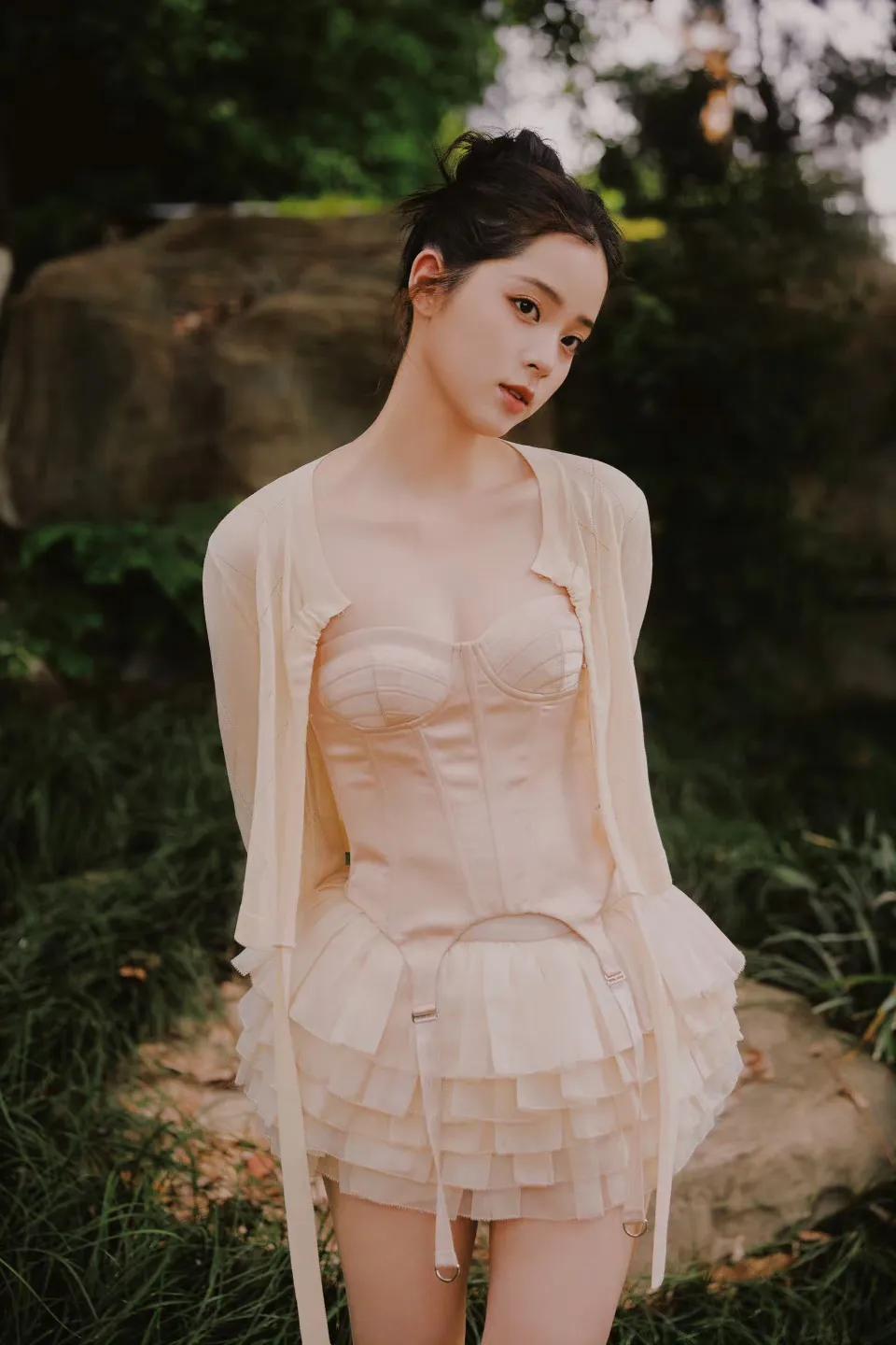 Ouyang Nana sexy photo - iMedia