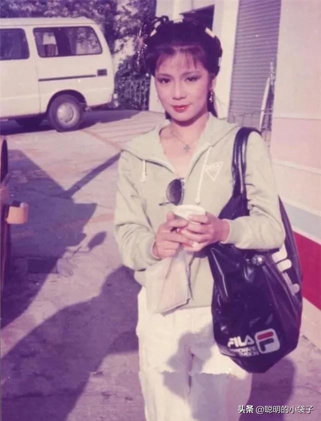 Weng Meiling is known as "the most beautiful" Huang Rong. There are ...