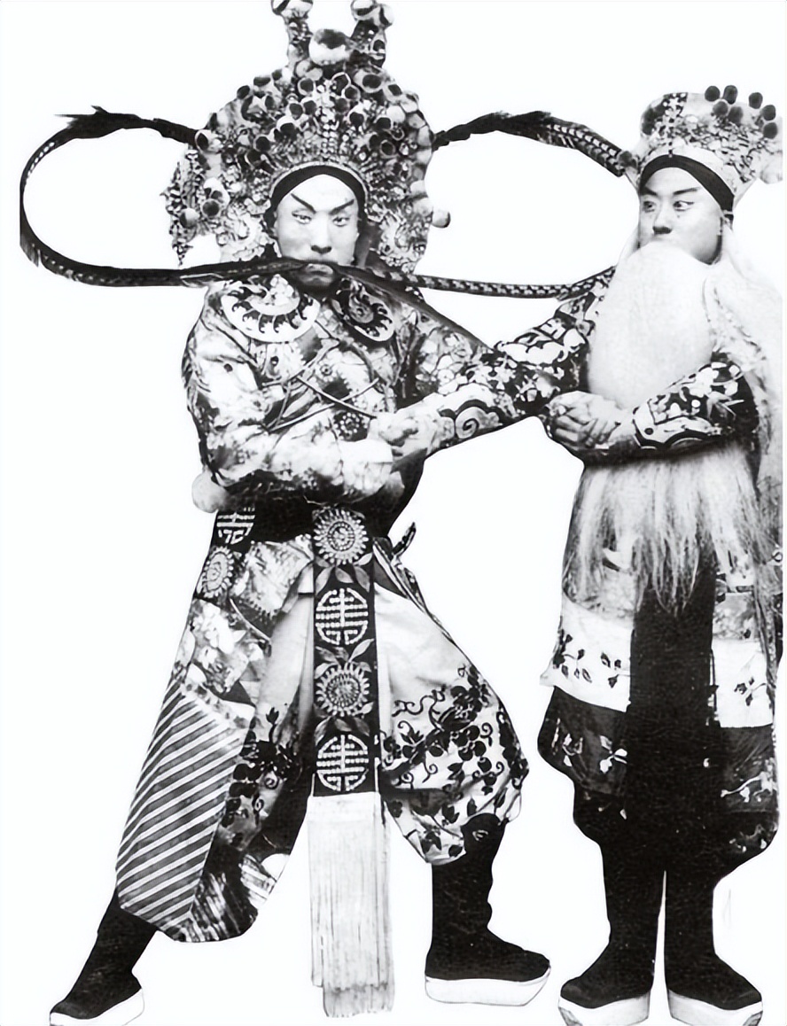 Research on the Education of Opera in Qing Dynasty - iNEWS