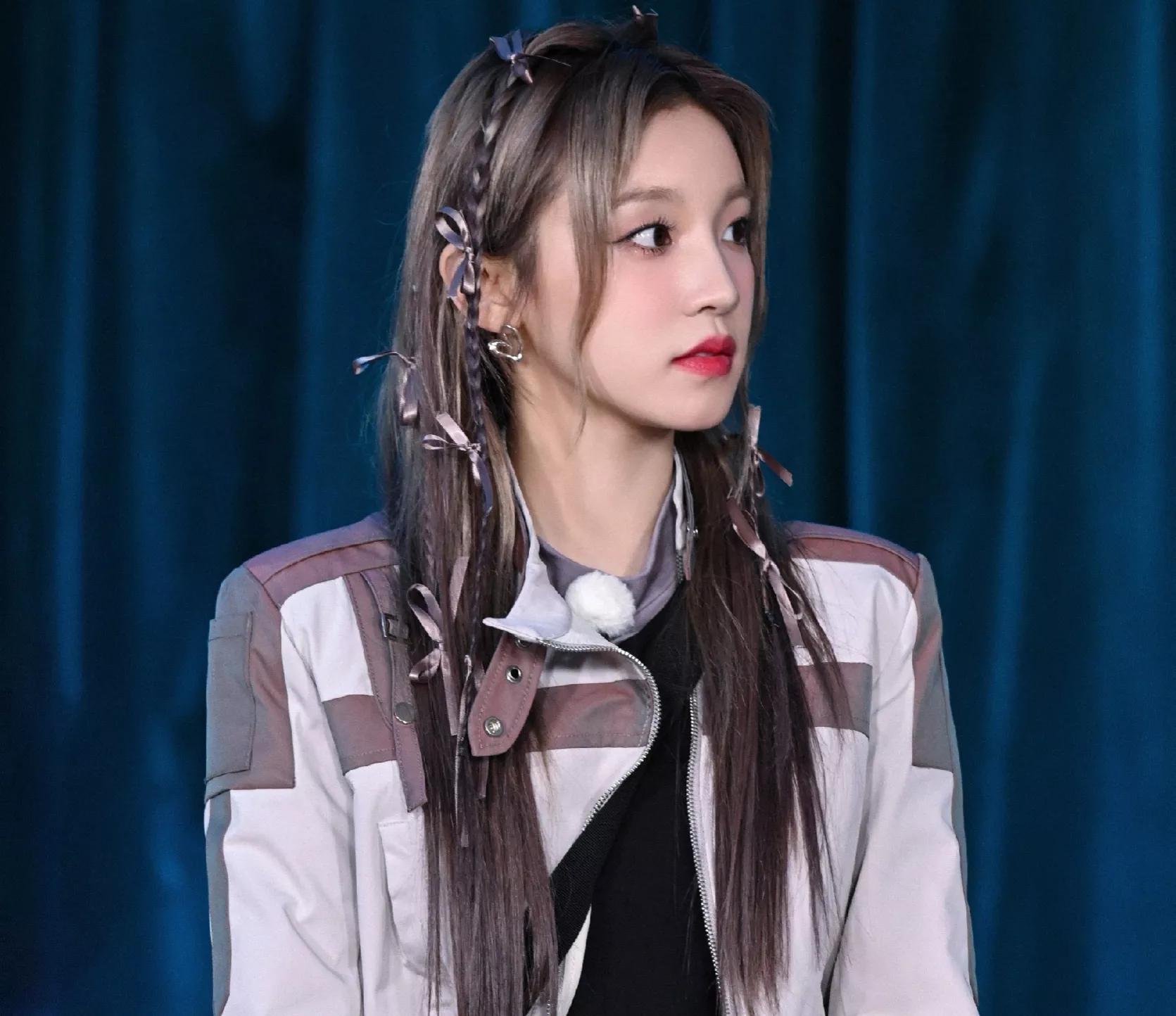 Zhang Yanqi said that Song Yuqi is a lifesaver, so there is such a warm ...