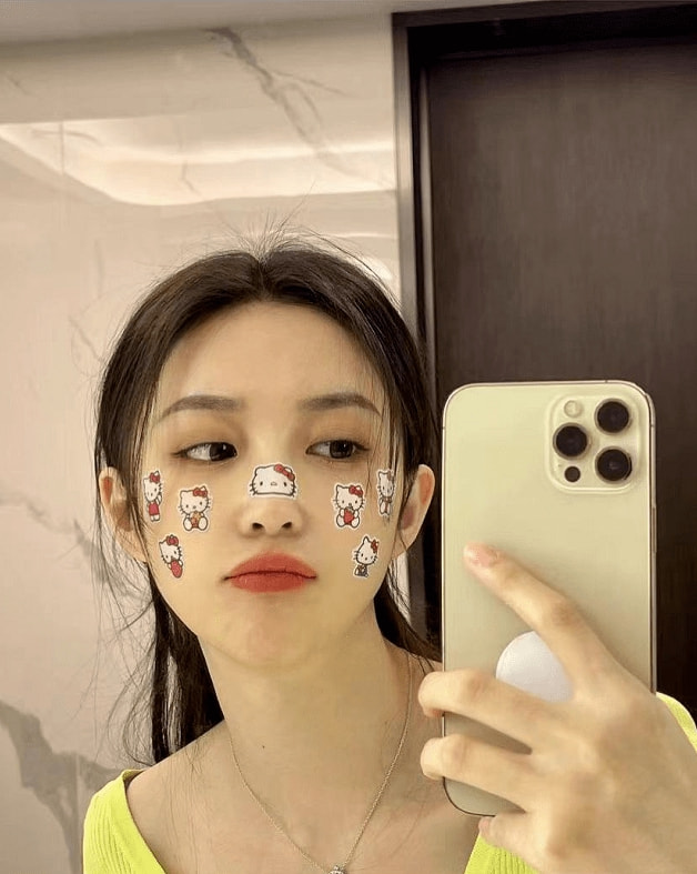 Wilber Pan rarely shows affection!Wife Xuanyun is happy to take ...