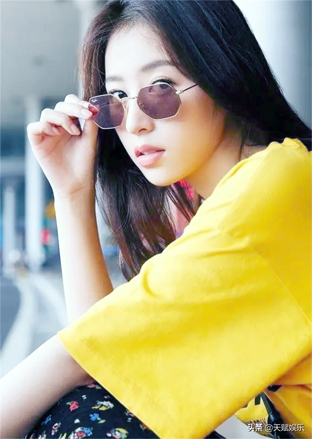 Film and television actor - Zhou Yutong's personal life photo album (1 ...