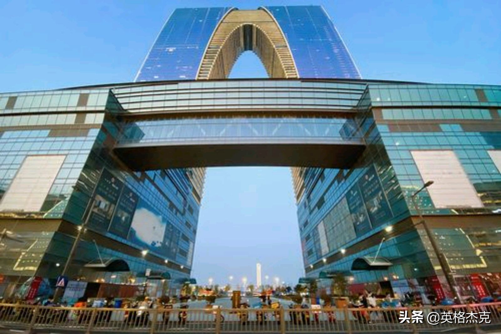 The "Pants Building" in Suzhou has a very special shape. German ...