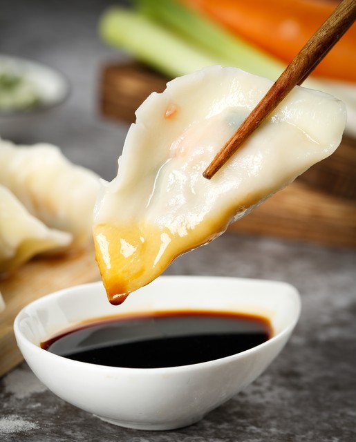 Dumplings with thin skins and big fillings? No no, I only love thick ...
