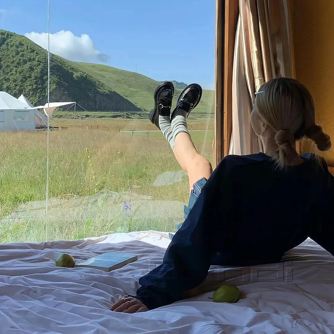 Free and easy niche avatar - iNEWS