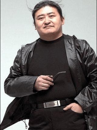 56-year-old Liu Huan is an alcoholic? Drinking to bone necrosis and ...