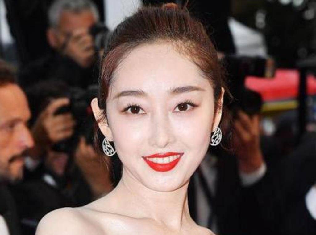 Wang Jing brought Jing Girl Qiu Yinong to the Silk Road Film Festival ...