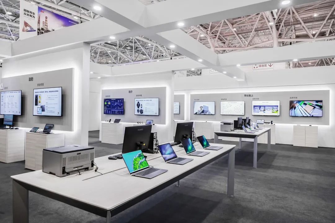 Commercial use of Huawei terminals, building a digital and intelligent ...