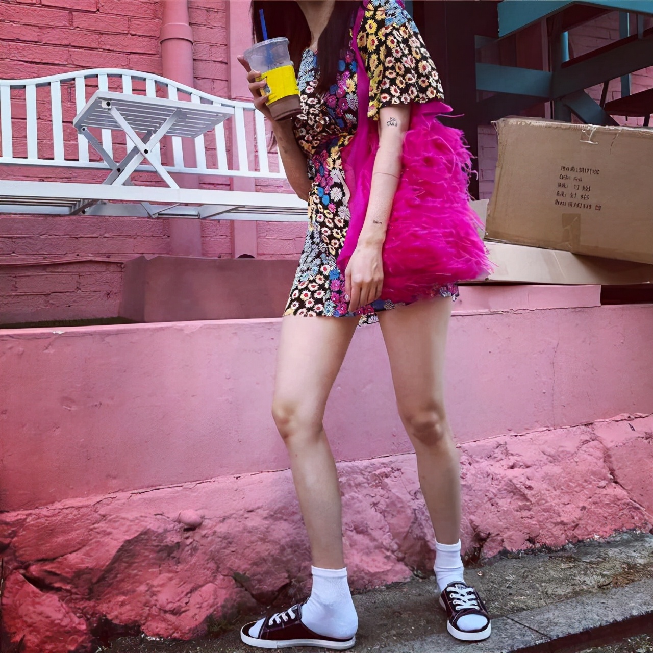 Kim HyunA took out the prosthesis and returned to her appearance ...