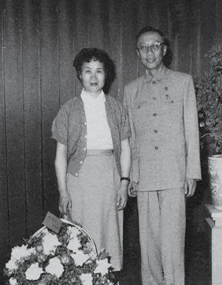 Puyi's physical defects did not reveal the secret of Puyi's life until ...