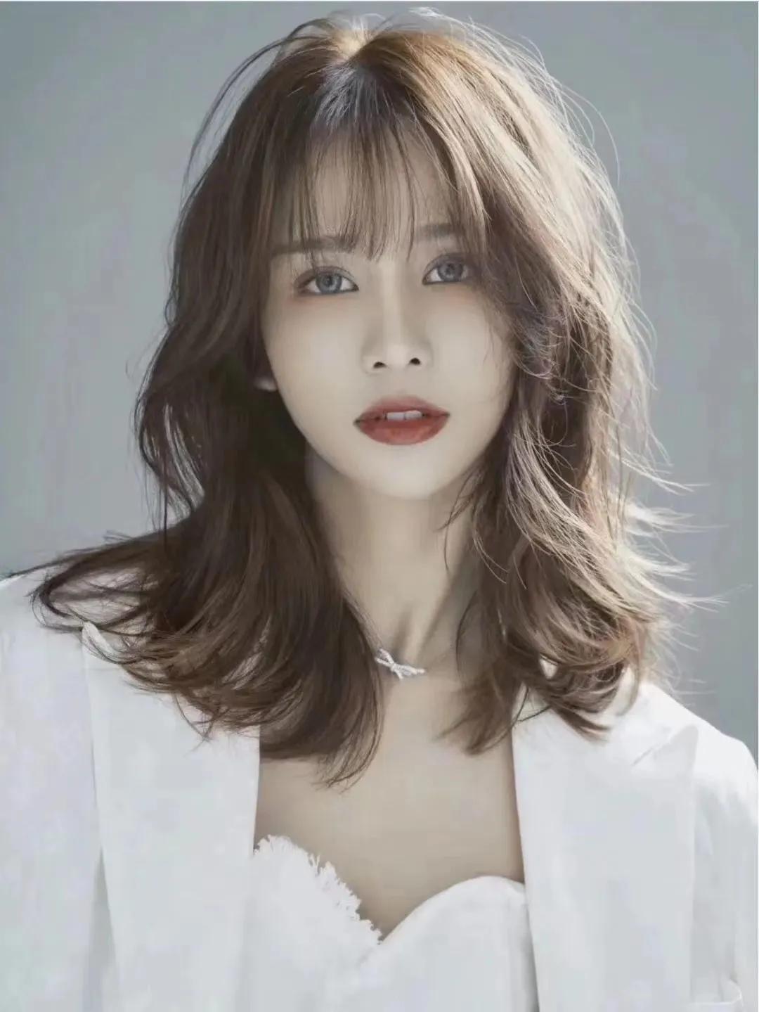 French perm for clavicle hair is too gentle - iNEWS