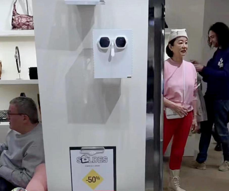 68-year-old Brigitte Lin went shopping without makeup, and her close ...
