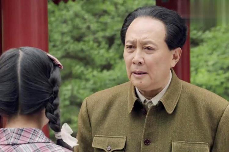 In 1949, the photo of the great man and Jiang Qing, the great man was ...