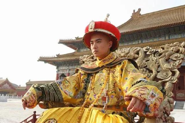 Battle for the Qing Dynasty - iNEWS