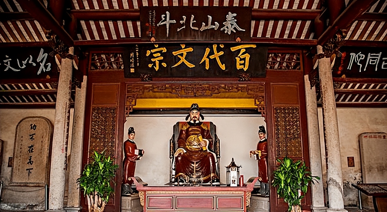 The Sheng Temple belongs to the official worship, and it is also a ...