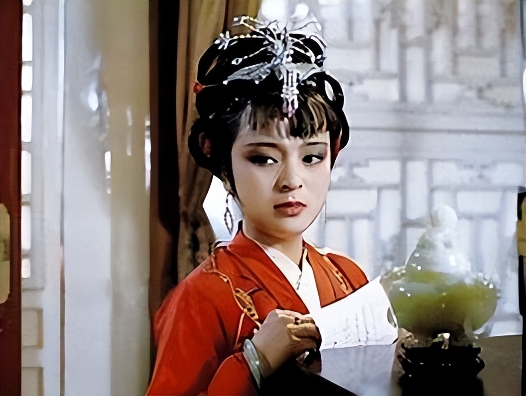 "A Dream of Red Mansions": Tan Chun's lifelong struggle, just not to be buried - iNEWS