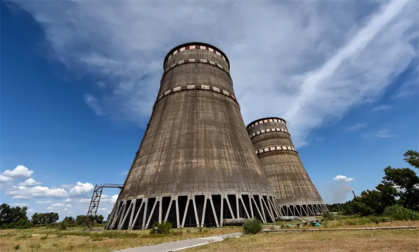 "This is playing with fire", Europe's largest nuclear power plant is ...