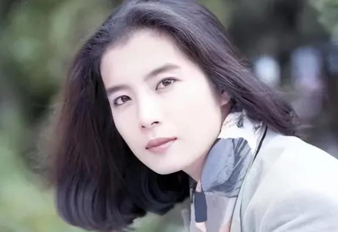 Legendary "dumb bride" Yue Ling: After 17 years, she will come back ...