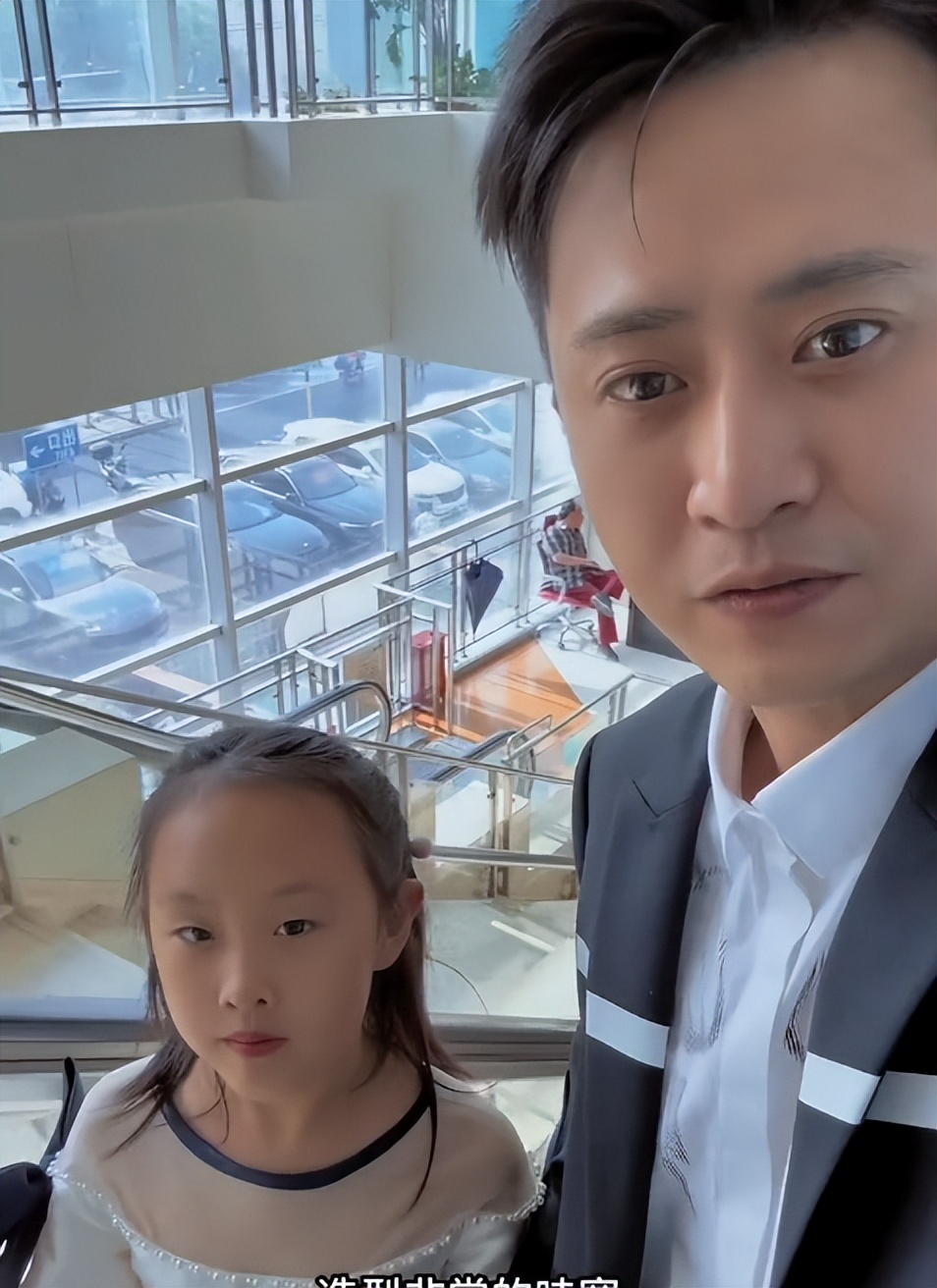 Yang Fan: My wife has a tight working schedule, so I accompany my daughter to a piano talent ...