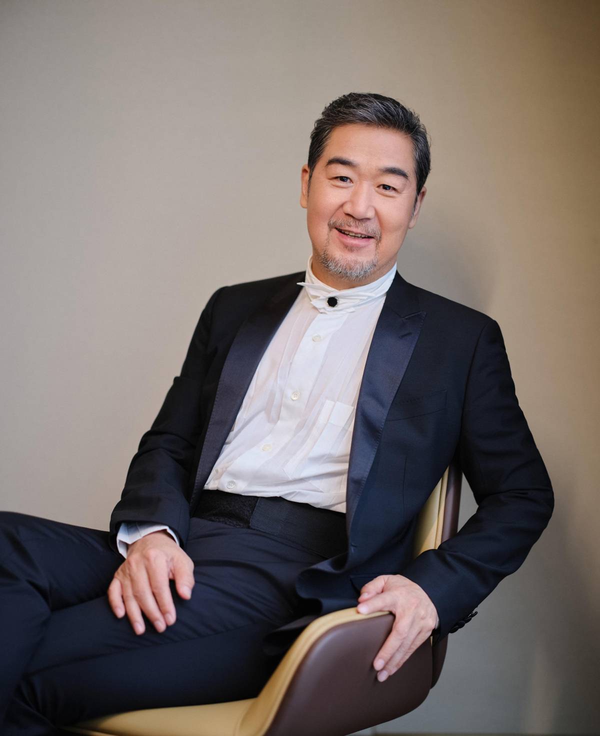 Director Zhang Guoli of "Morning Cloud and Mud Rain": In the absurdity ...