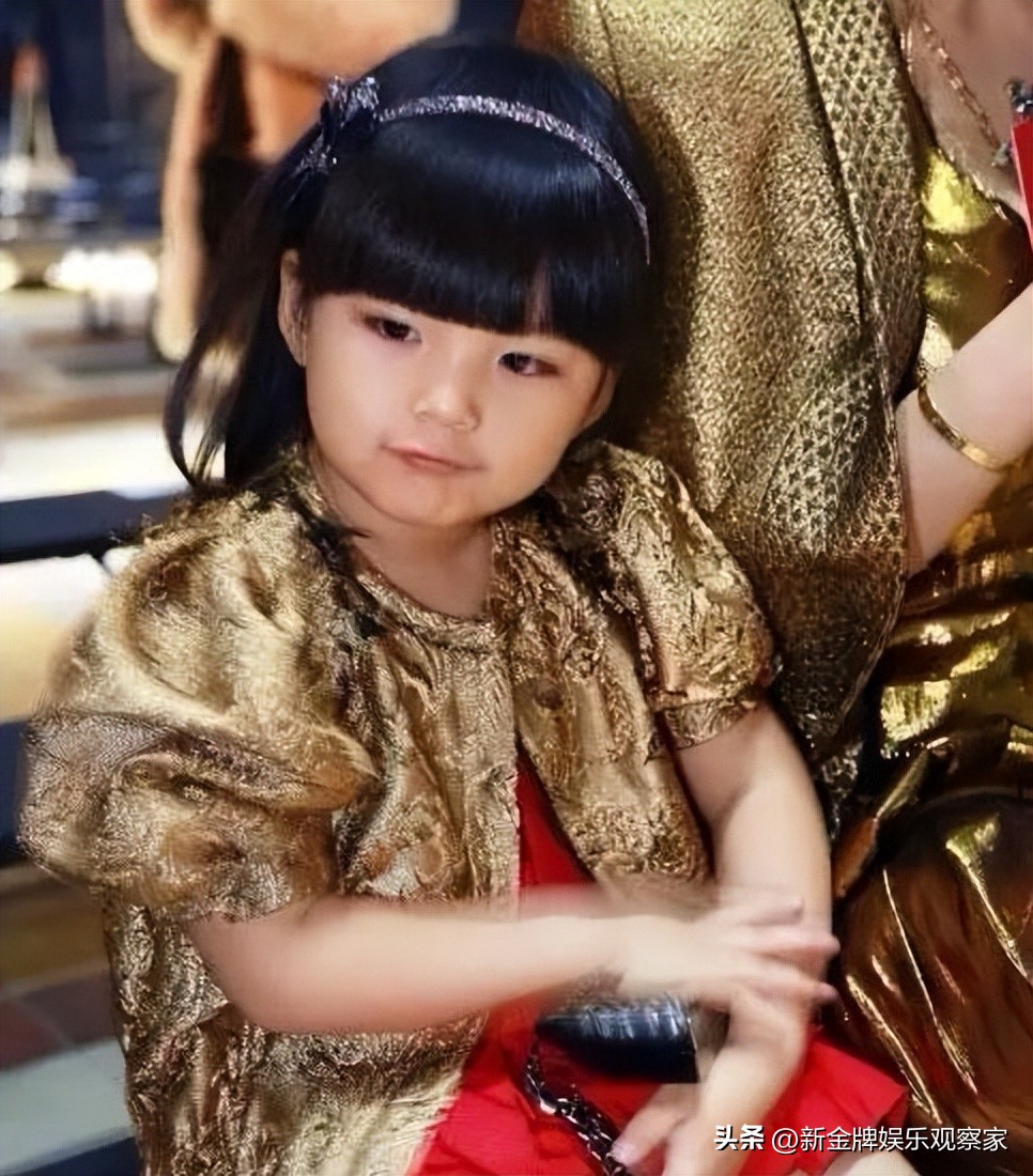 Li Xiang celebrates her daughter's 13th birthday, Wang Shiling is pure ...