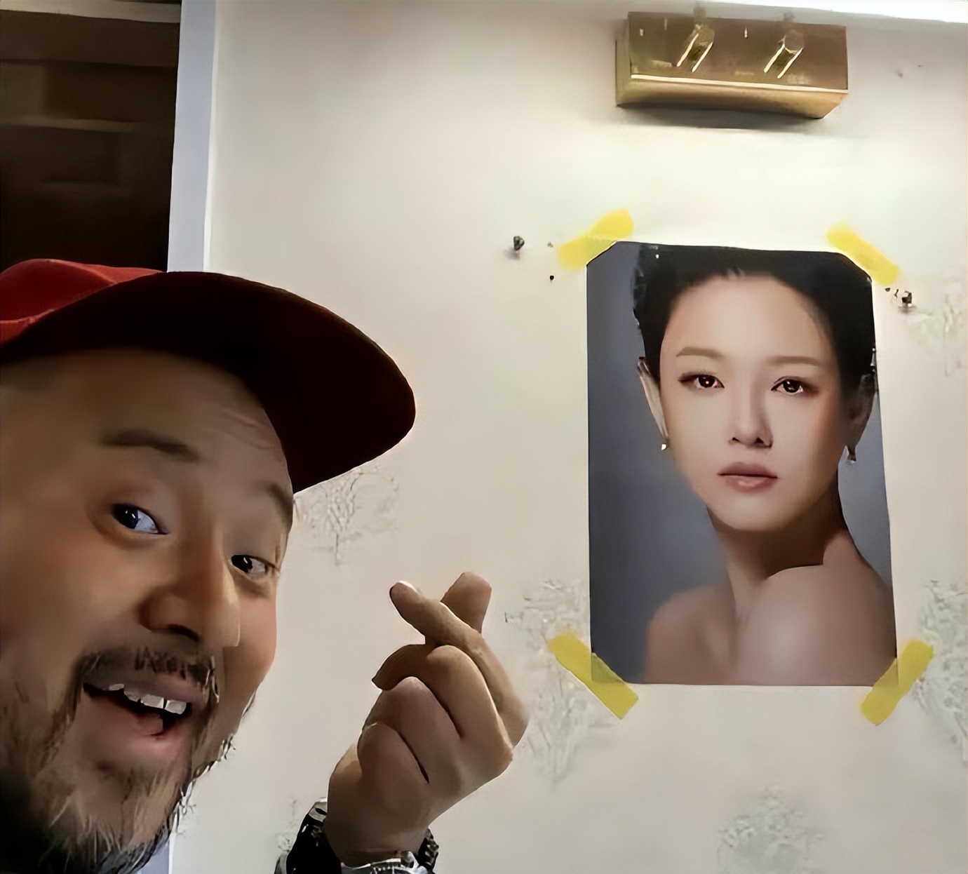 Gu Junye opened a restaurant in partnership with friends, posted ...