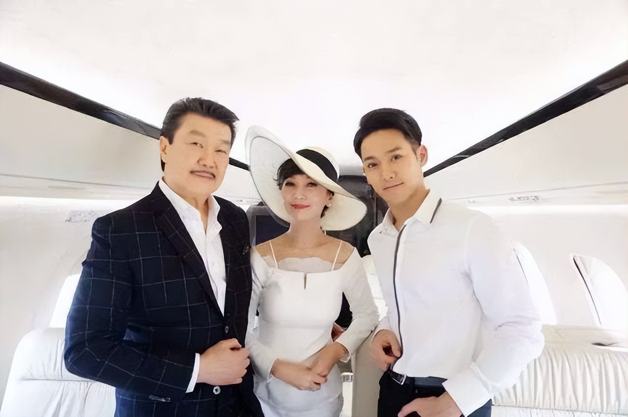 Not only Liu Tao, Zhao Yazhi, but also Jia Yueting's wife Gan Wei are the ones in the ...