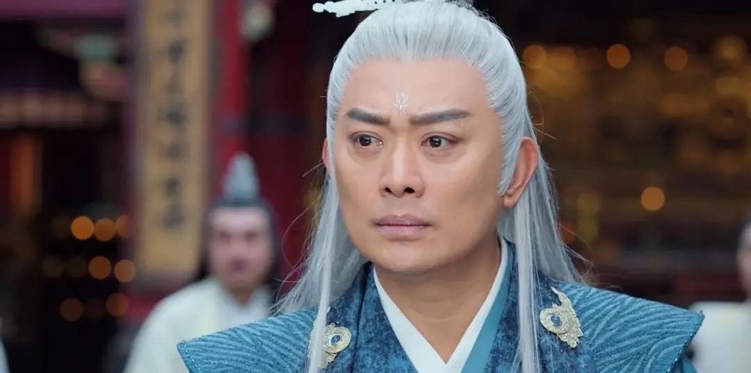 After performing "Till The End Of The Moon" and playing "Hua Rong ...