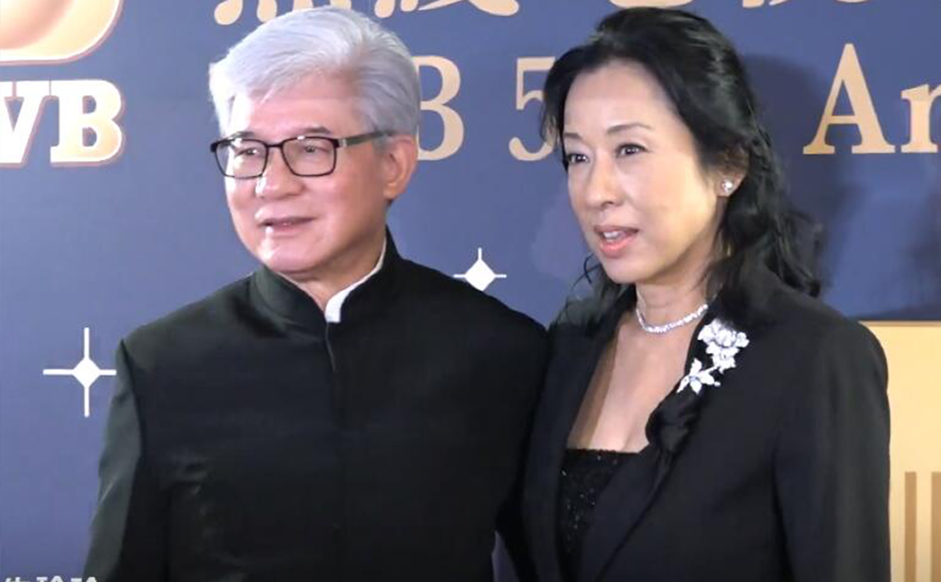 Regardless of the objections of her stepson, Zhu Lingling insisted on ...