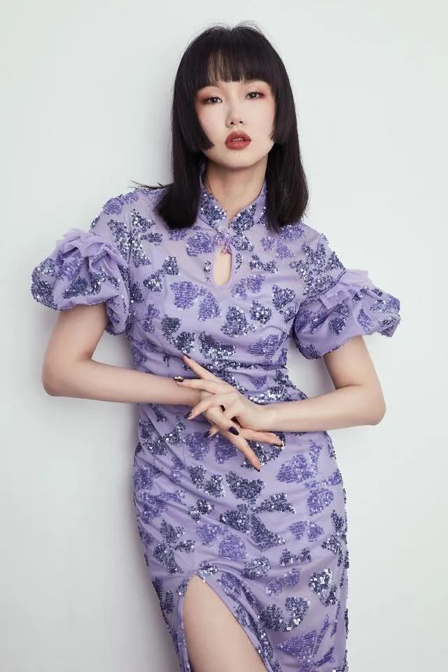 Huang Ling, the most charming woman in the Chinese music scene, and her boyfriend Xu Song are ...