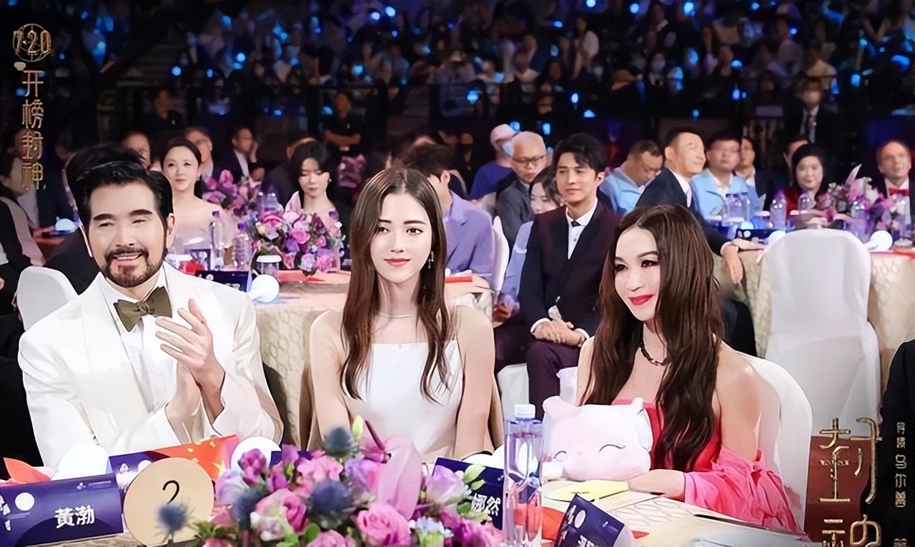 "Fengshen" Daji Naran: A rising star of Chinese-Russian mixed race, has ...