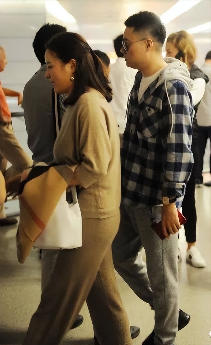 Ding Junhui's rich second-generation wife is quite eye-catching, and ...