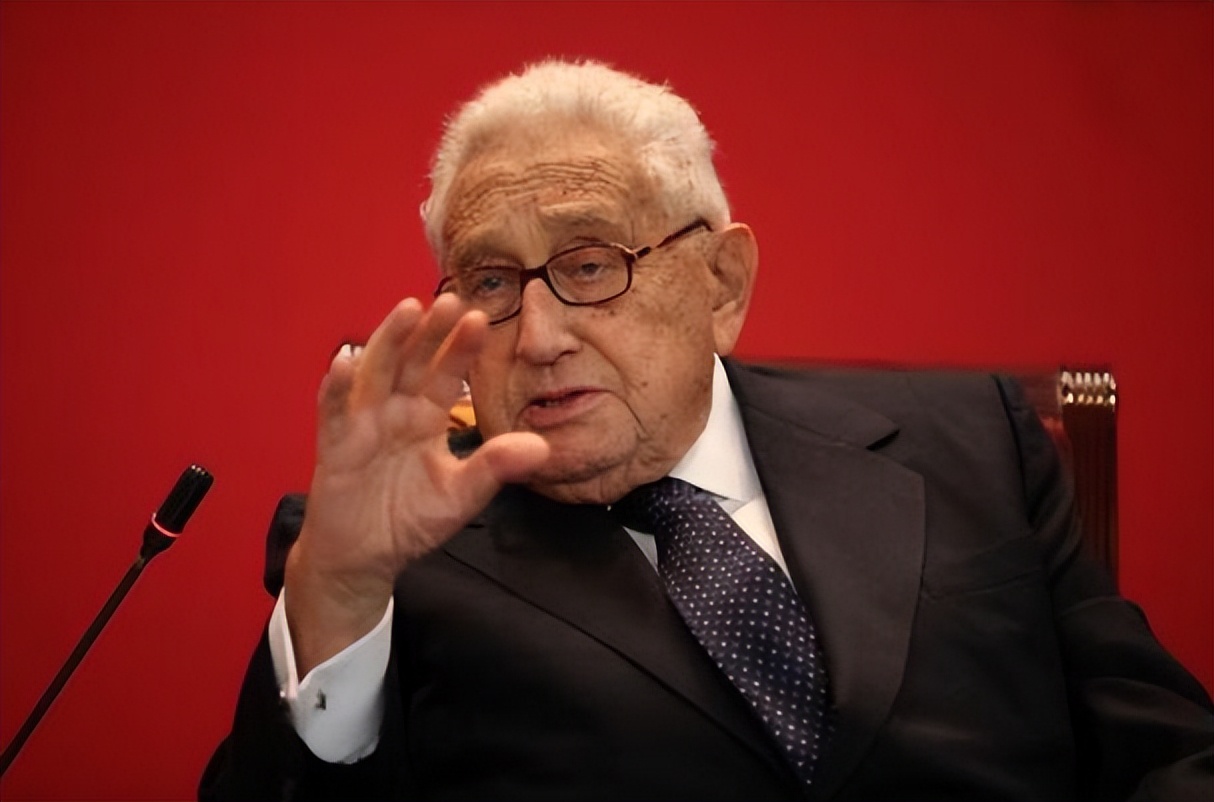 What is Kissinger capable of? What is the core idea? Why is the ...