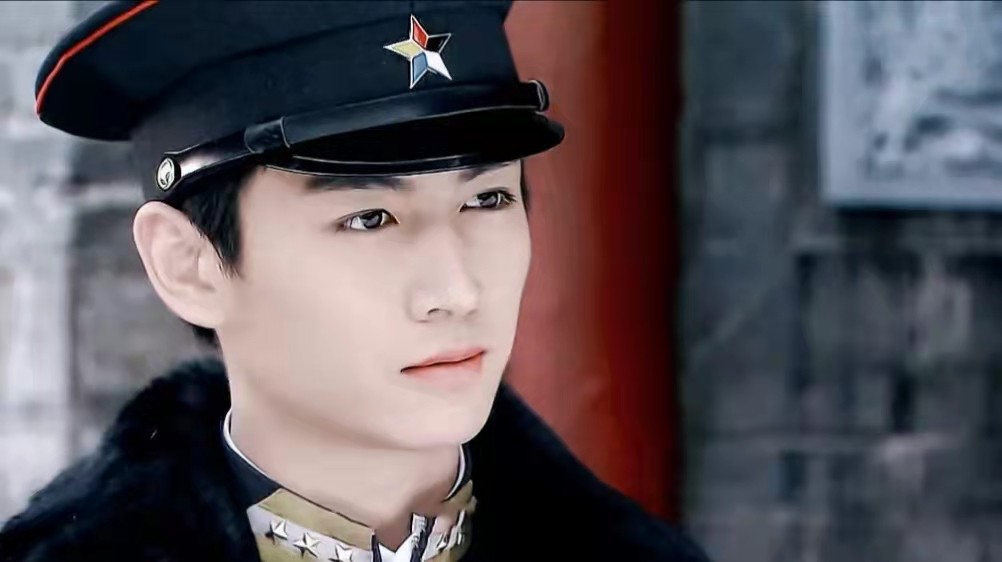 Inventory of ten men in military uniforms: Zhang Ruoyun is so handsome ...