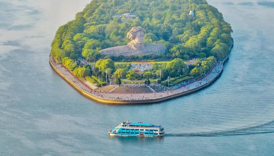 Juzizhouchun and Jingming - iNEWS