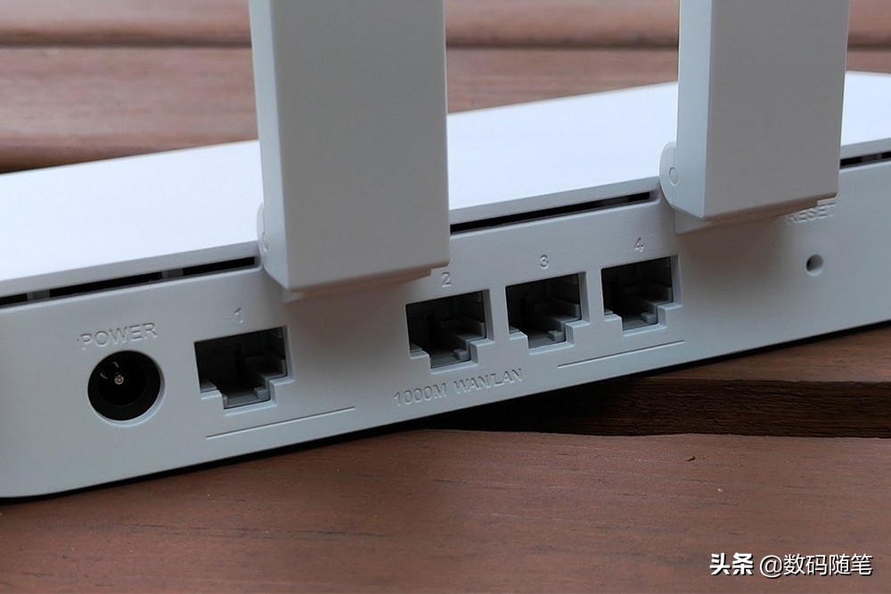 Comparing Honor Router 4 Pro and Huawei Router AX6, which one is better ...