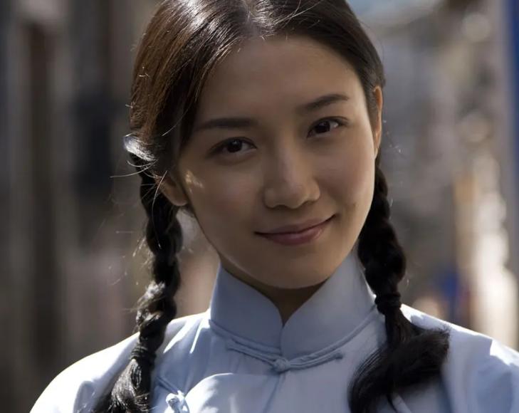 Actor Yang Shuo's wife takes her daughter for a photo shoot! 6-year-old ...