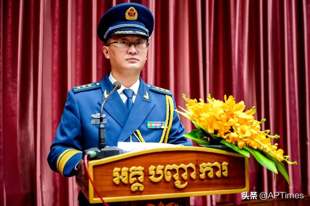 Commander-in-Chief Wang Jiajun awarded honors to the expert group of ...