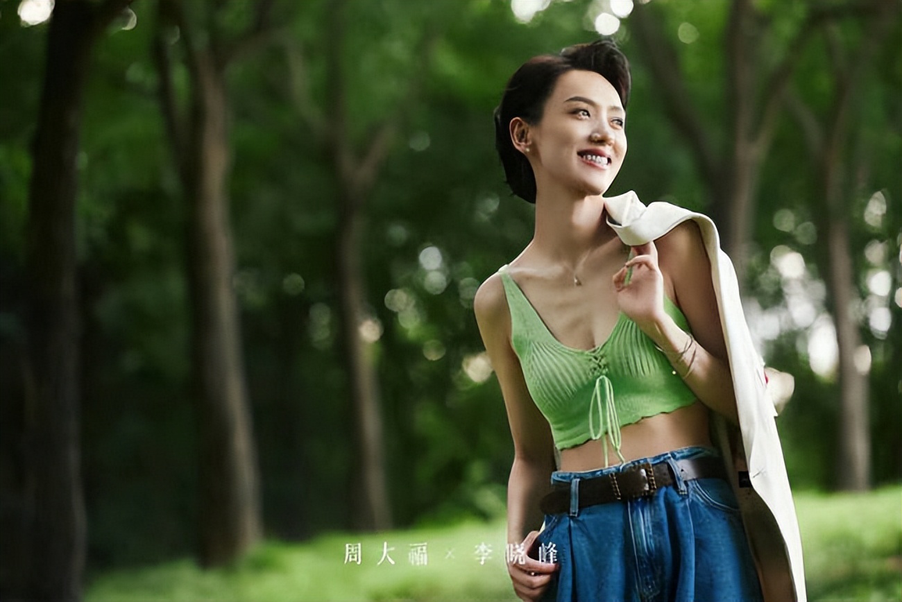 Li Xiaofeng interprets the romance of early autumn and a large number ...