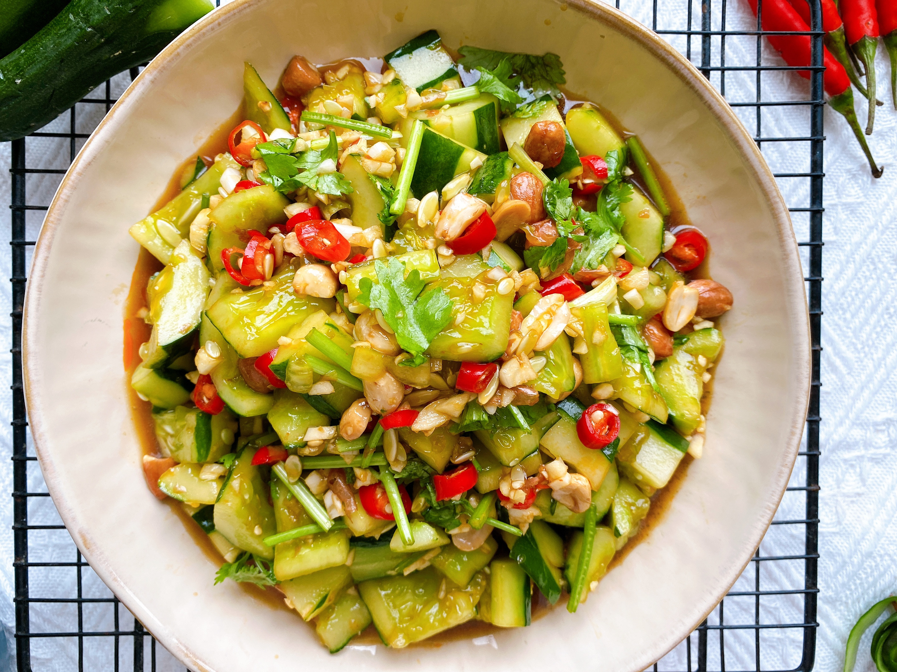 Summer appetizer cold cucumber, delicious and skillful, 3 key points ...