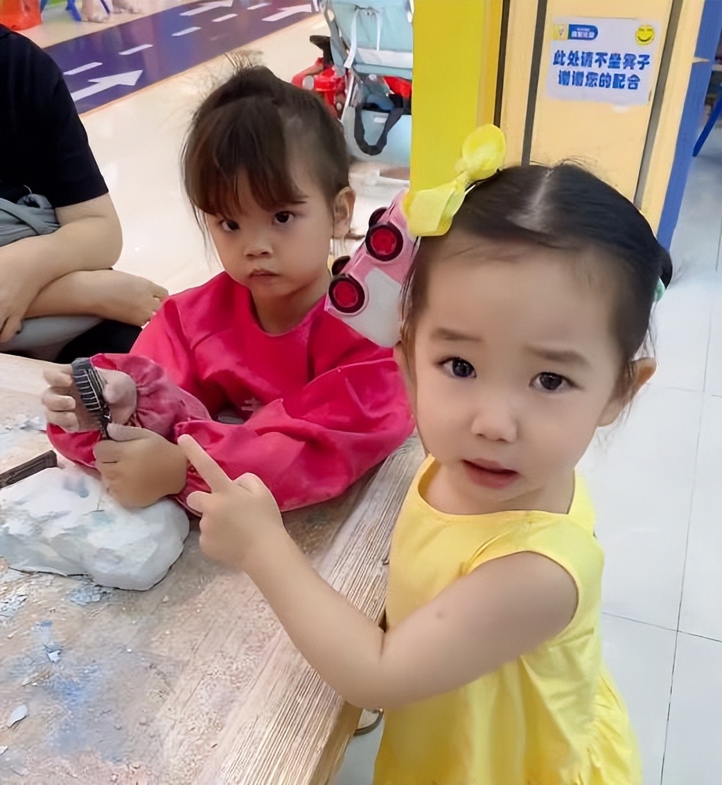 Douer returned to her parents' home for the first time after her ...