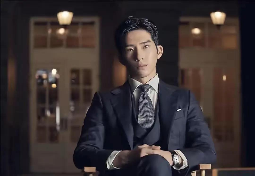 Ten charming small-eyed male stars, one is more handsome than the other ...