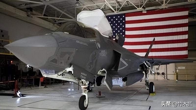 Fly wantonly, flutter high: the adventure of American military aviation ...