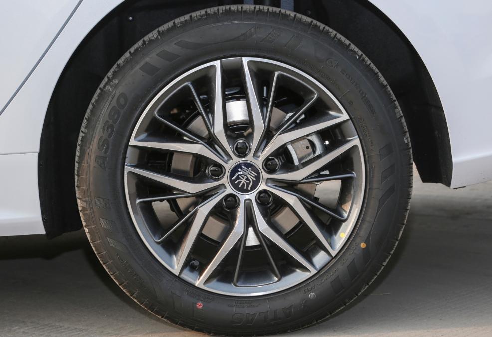 It turns out that these million dollar luxury cars are all equipped ...